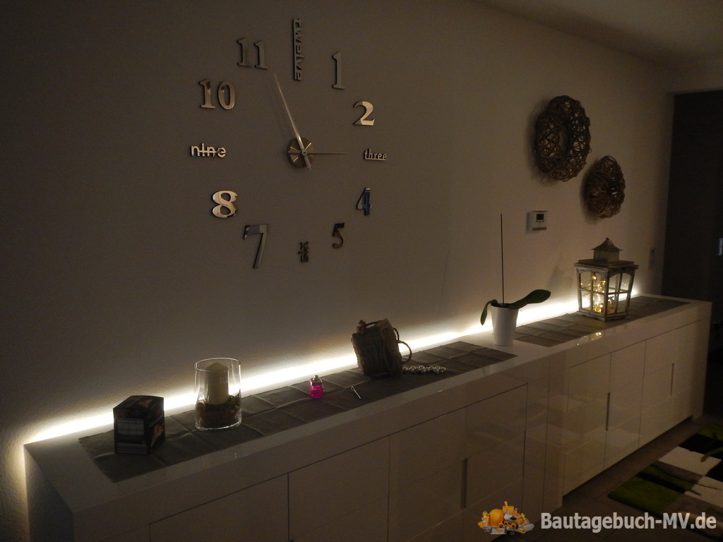 Flur - Sideboards stehen - Bautagebuch-MV